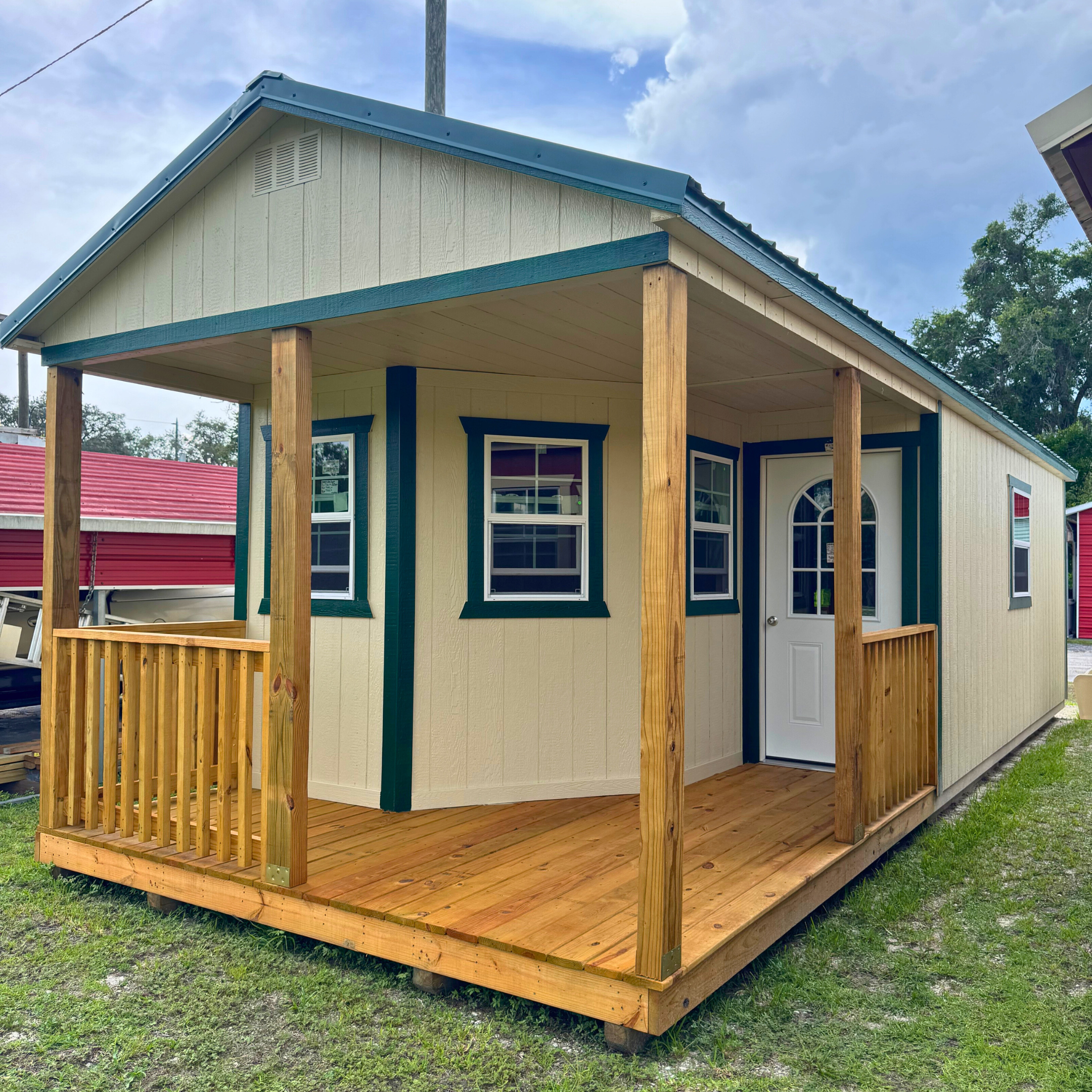 Deluxe Cabin | Weather King